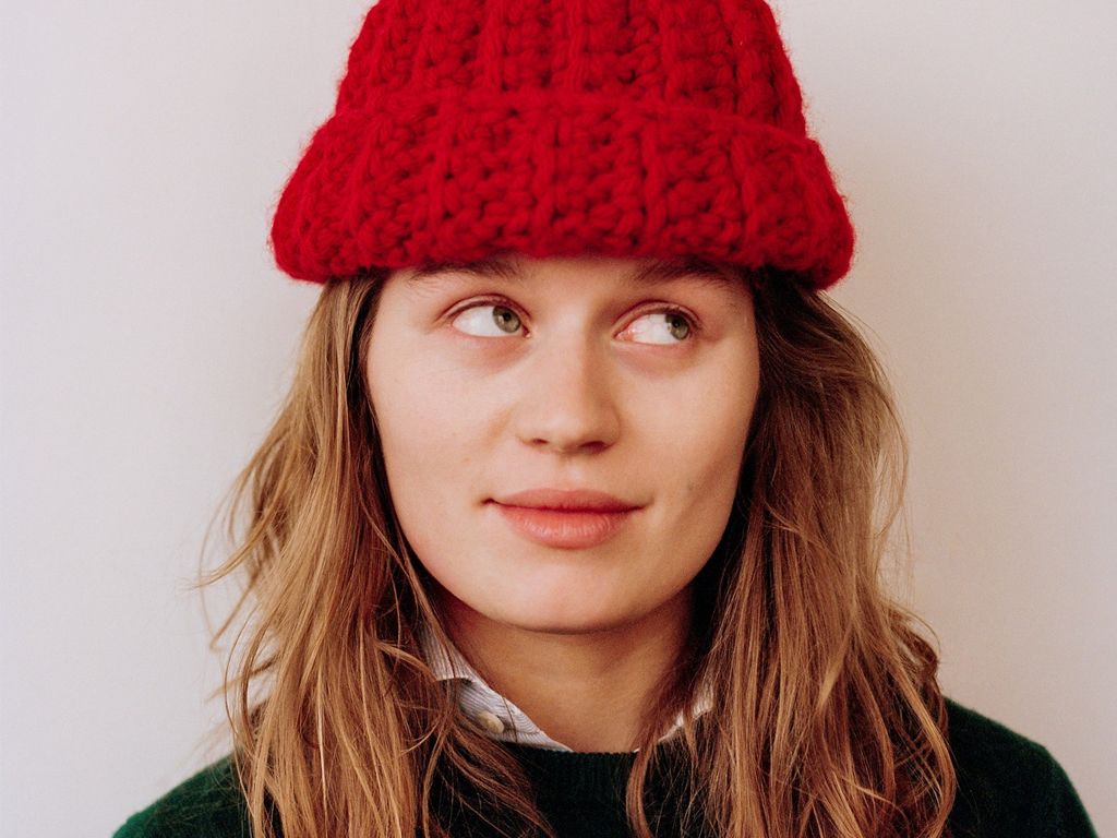 Girl In Red Our Glasgow 6185